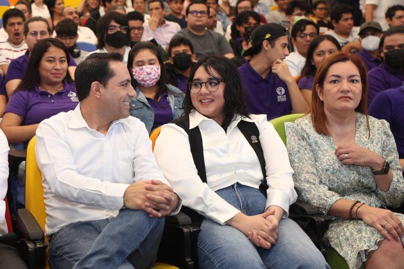 Inaugura el Gobernador Mauricio Vila Dosal el primer Centro de ...