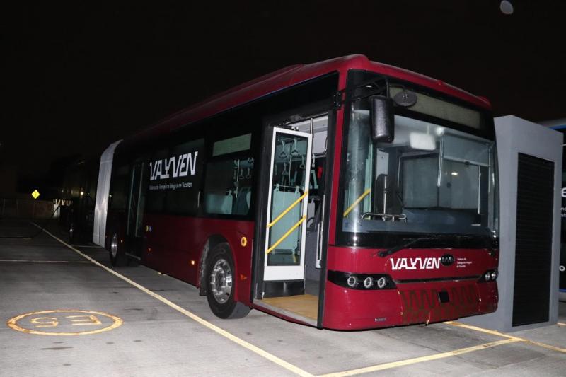 Inician las pruebas de los autobuses articulados 100% eléctricos del ...